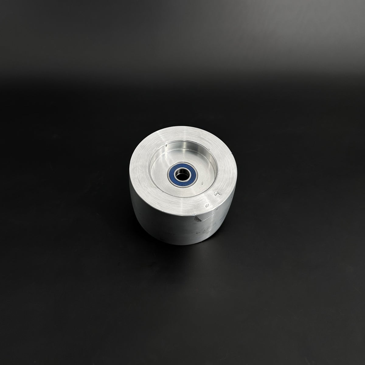HM Misfit Revolution Tracking Wheel – HouseMade Industrial